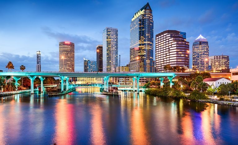 The Perfect Warm Weather Ports for Maximizing Fun